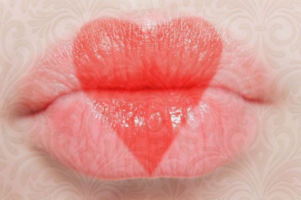 10 Best Tips For Fuller Lips: The Dos and The Don’ts | Candylipz.com